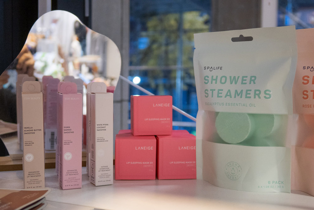 The 2024 FIT Style Shop Holiday Gift Guide – FIT Newsroom