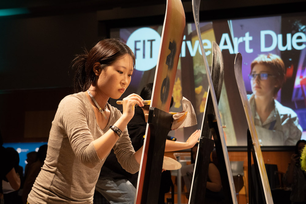 Art Duel-09168 – FIT Newsroom